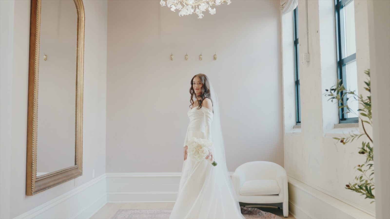 The Switch House by Cescaphe: Philadelphia Wedding Venue - Bernardi Films